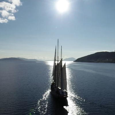 Blue Clipper Tall Ship | History & Information | Maybe Sailing